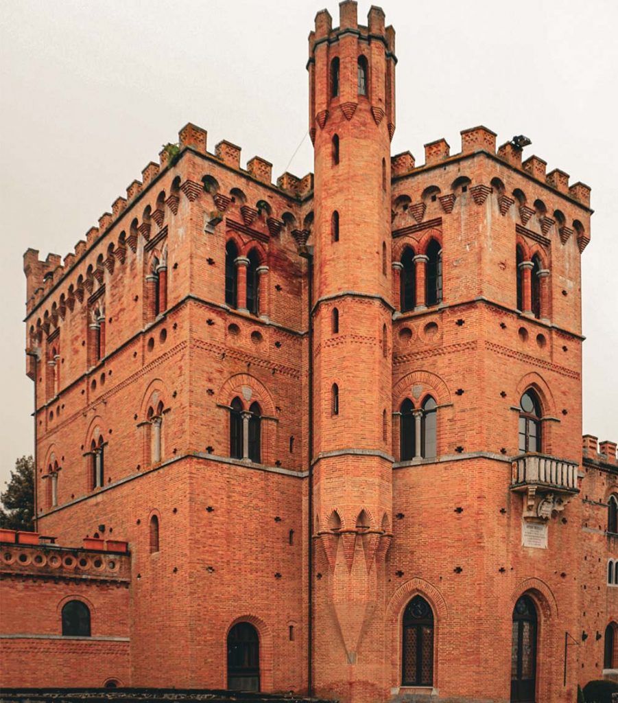The Ultimate Guide to the Best Castles in Tuscany - Globe Voyaging